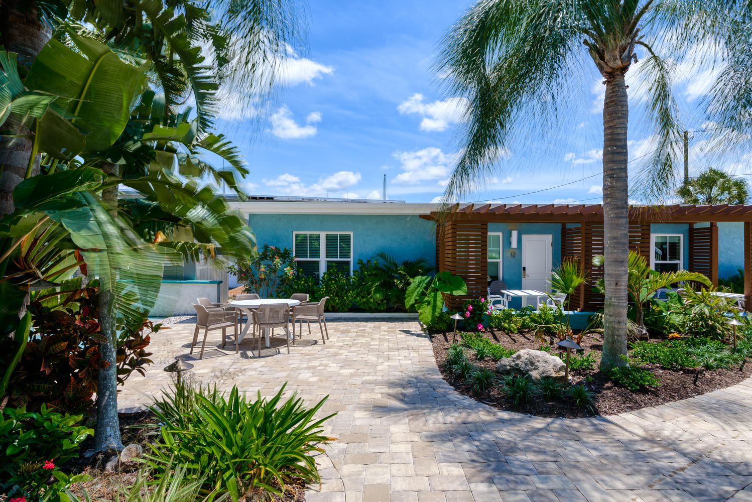 Resort Accommodations - Top Facilities, Beach & Waterfront Access | Escape